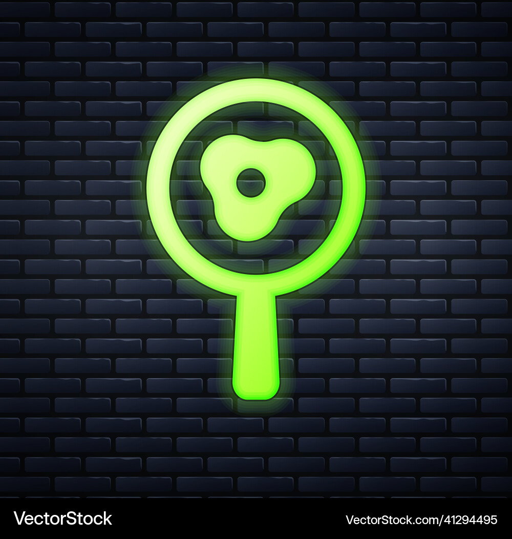 Glowing neon fried eggs on frying pan icon Vector Image