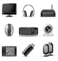 Computer device icons Royalty Free Vector Image